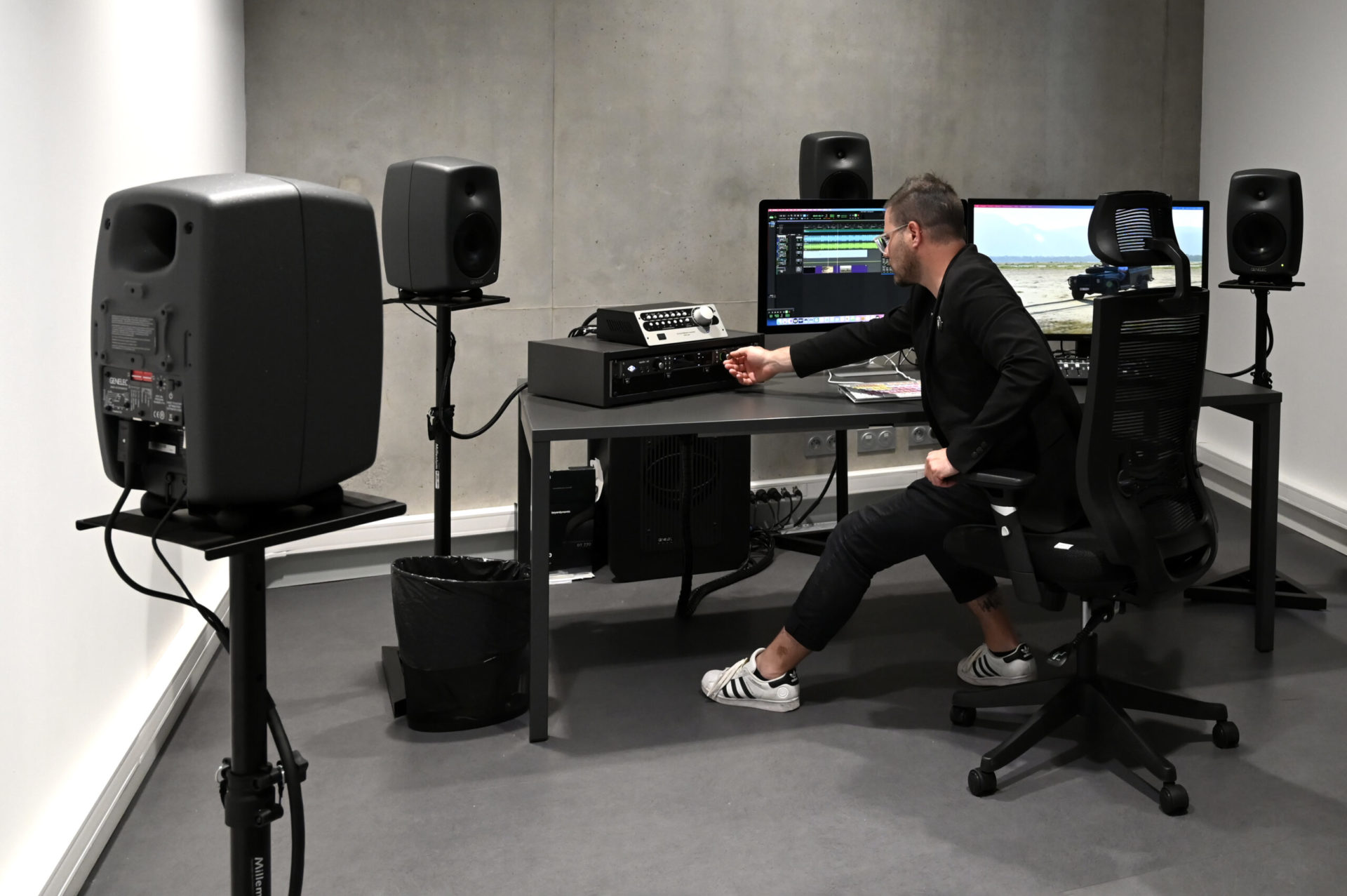 Salle de montage son 5.1 – Bastide Rouge